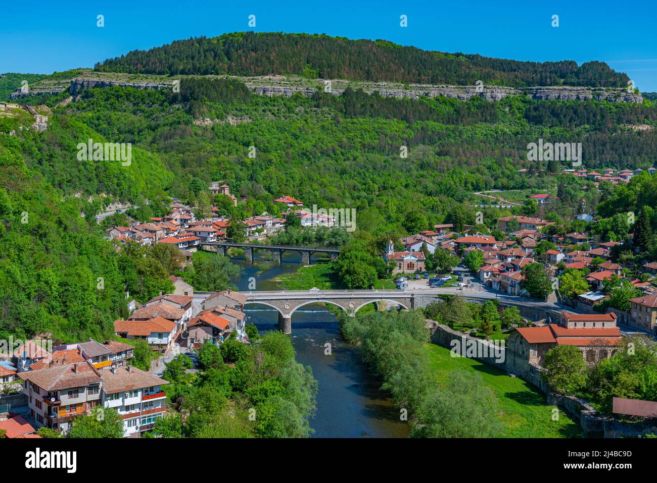 Riverside of Yantra river in Veliko Tarnovo, Bulgaria Stock Photo - Alamy