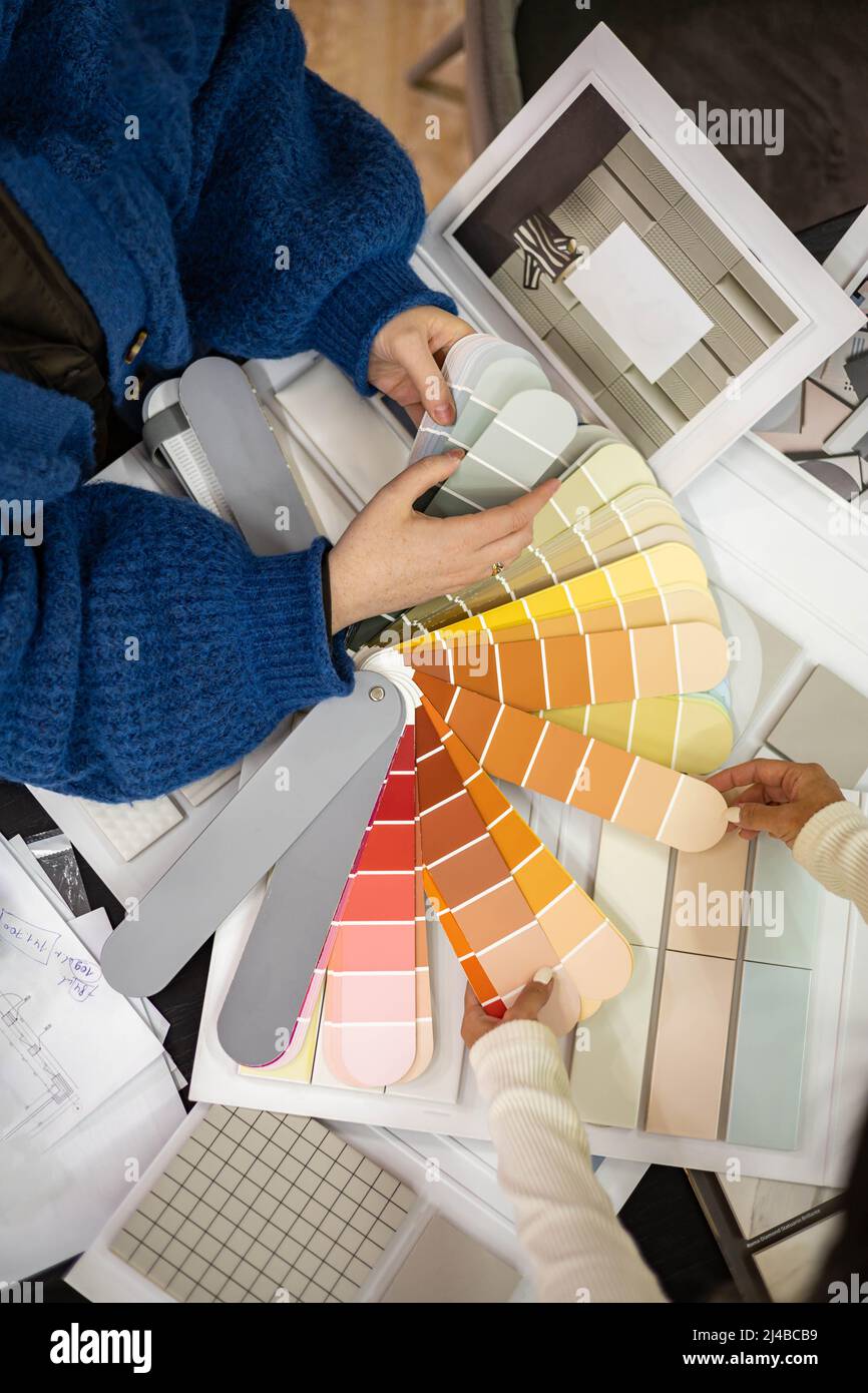 Choosing materials hi-res stock photography and images - Alamy