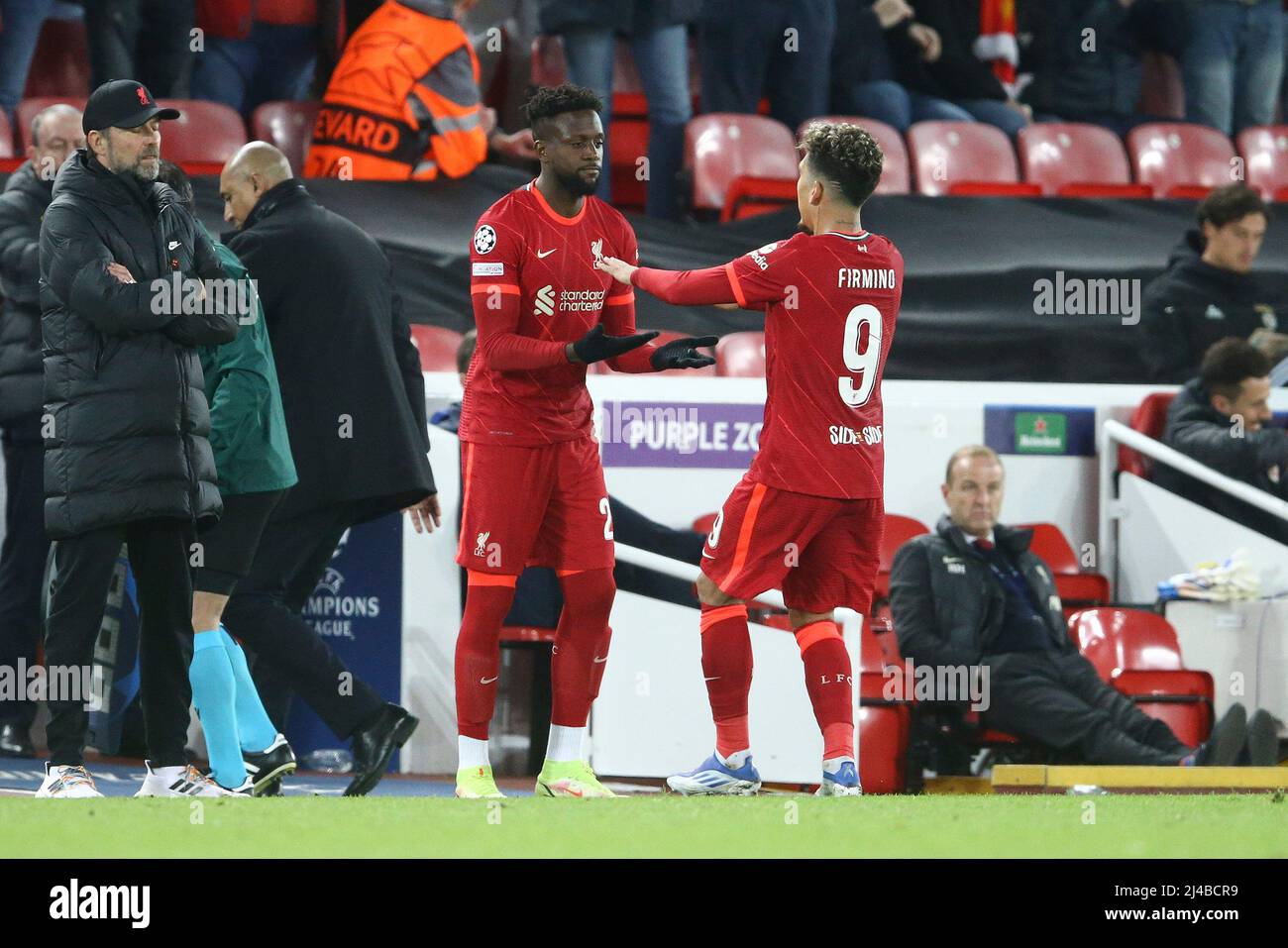 Divock origi jurgen klopp hi-res stock photography and images - Alamy