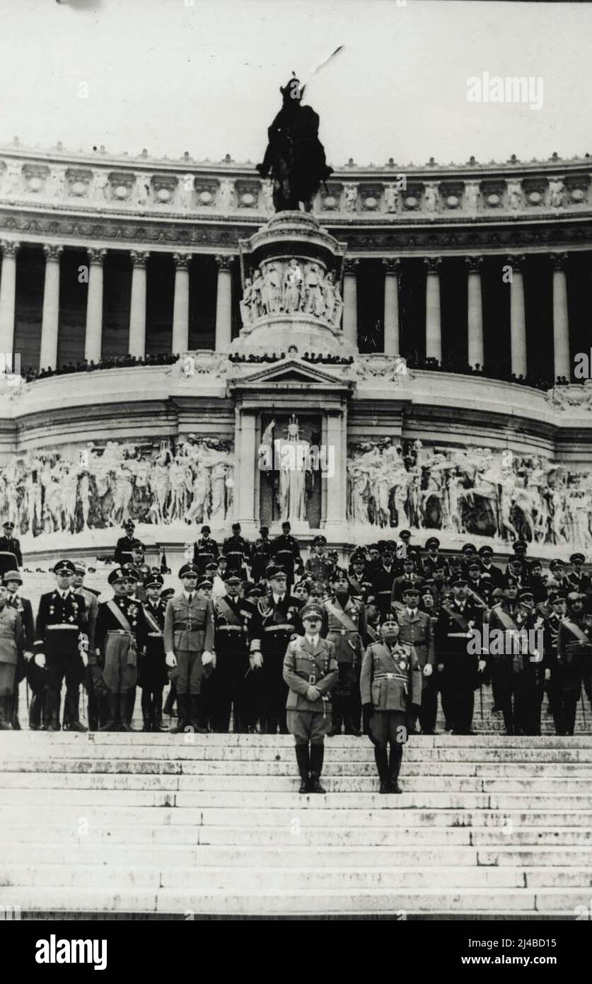 Hitler mussolini rome hi-res stock photography and images - Alamy