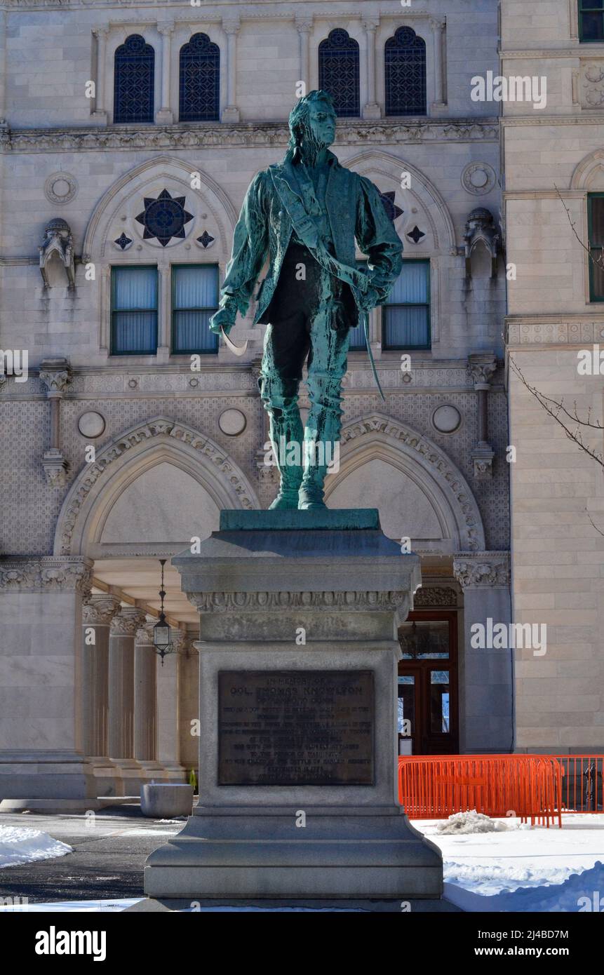 Statue of Colonel Thomas Knowlton, American patriot, at the Connecticut ...