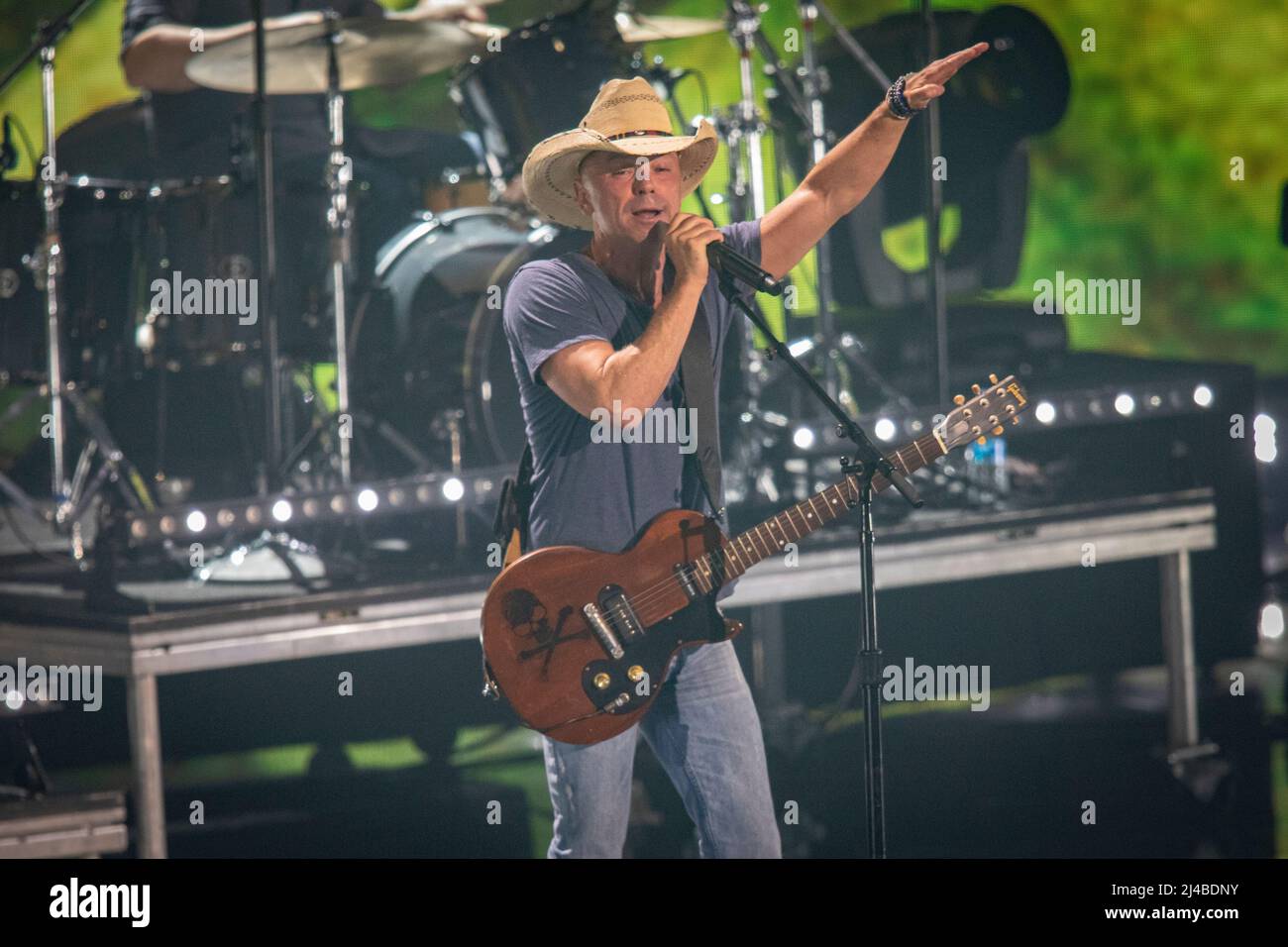 Nashville, Tenn. - April 11, 2022 Kenny Chesney performs during the ...