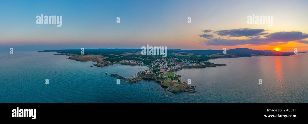 Sunset aerial view of Bulgarian seaside town Ahtopol Stock Photo - Alamy