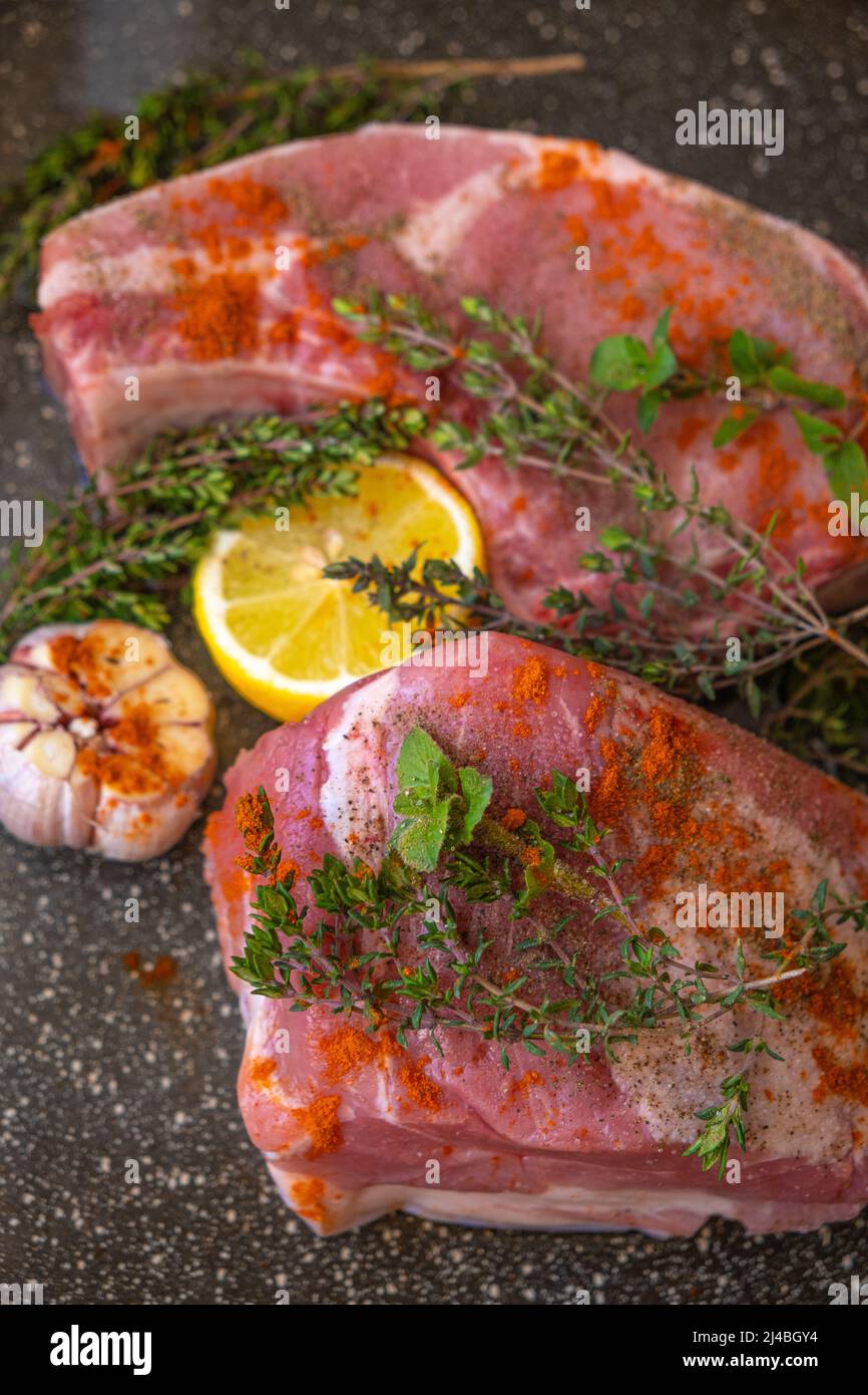 Chunks of pork hi-res stock photography and images - Alamy