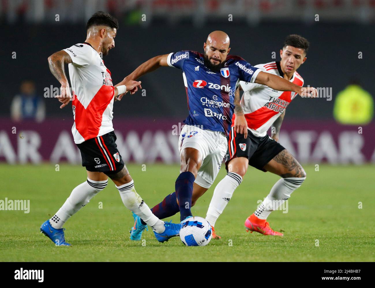 Enzo fernandez river hi-res stock photography and images - Alamy