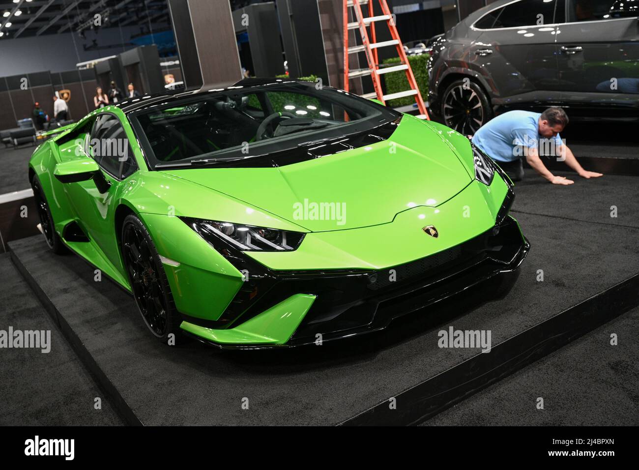 Sports Car Lamborghini 2022