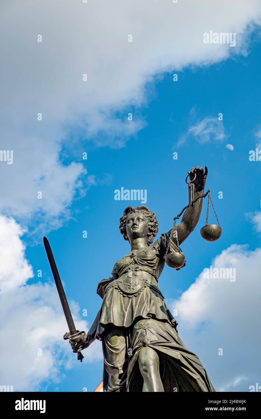 statue of Lady Justice at the Roemer in Frankfurt, a symbol for law and ...