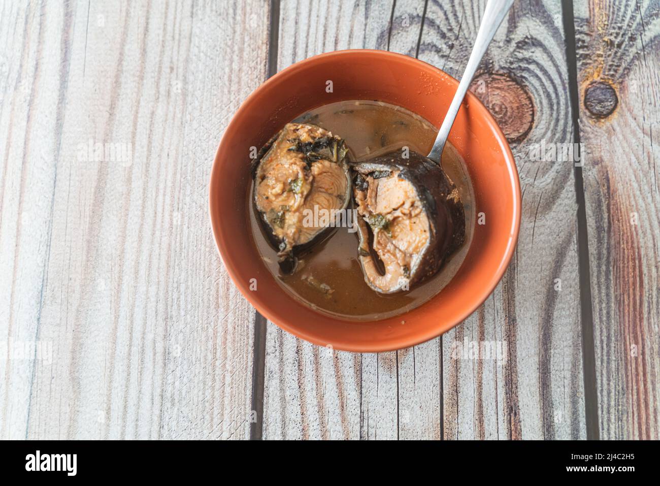 Nigerian fresh fish Peppersoup ready to eat Stock Photo - Alamy
