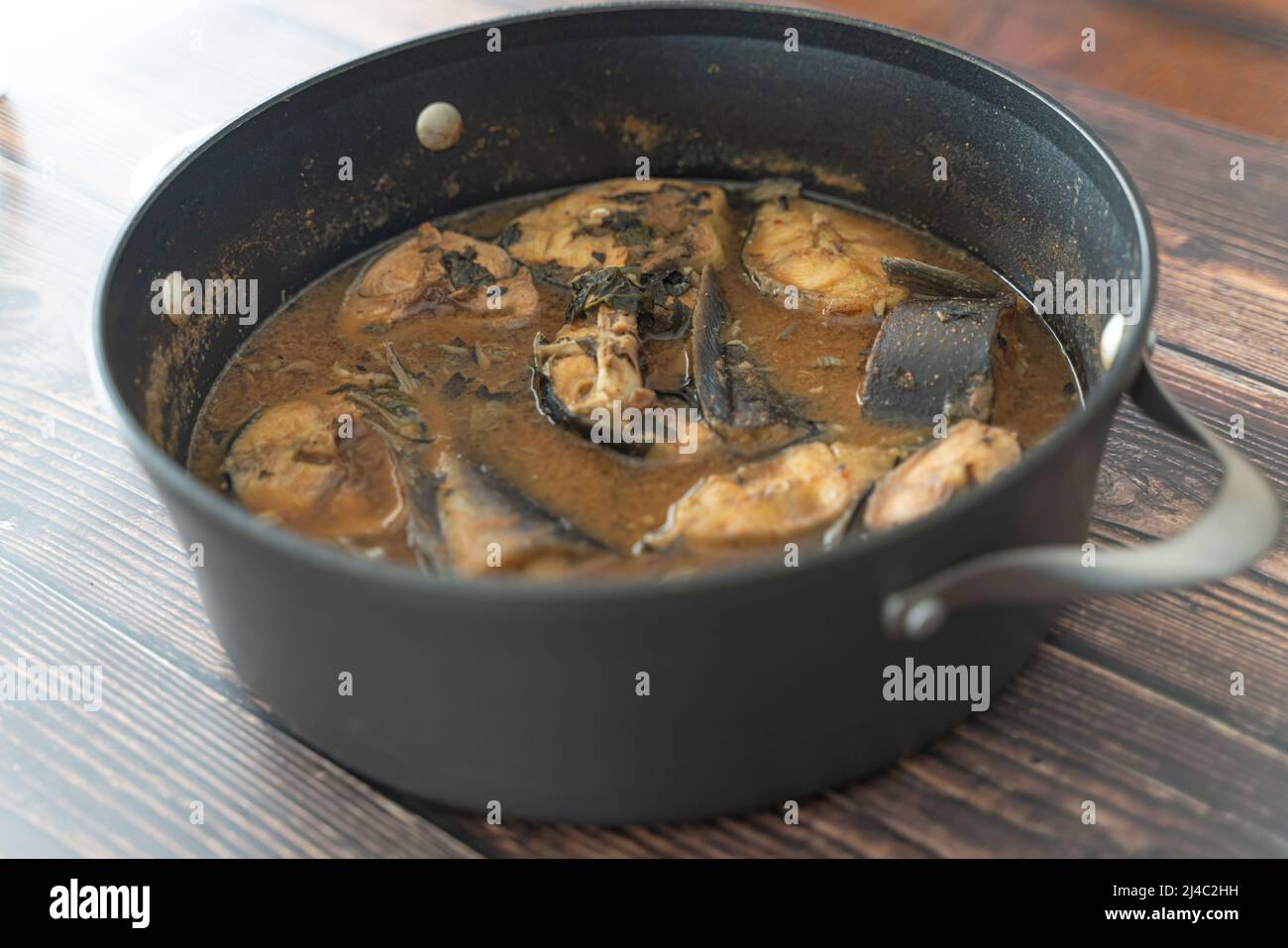 Nigerian fresh fish Peppersoup ready to eat Stock Photo - Alamy