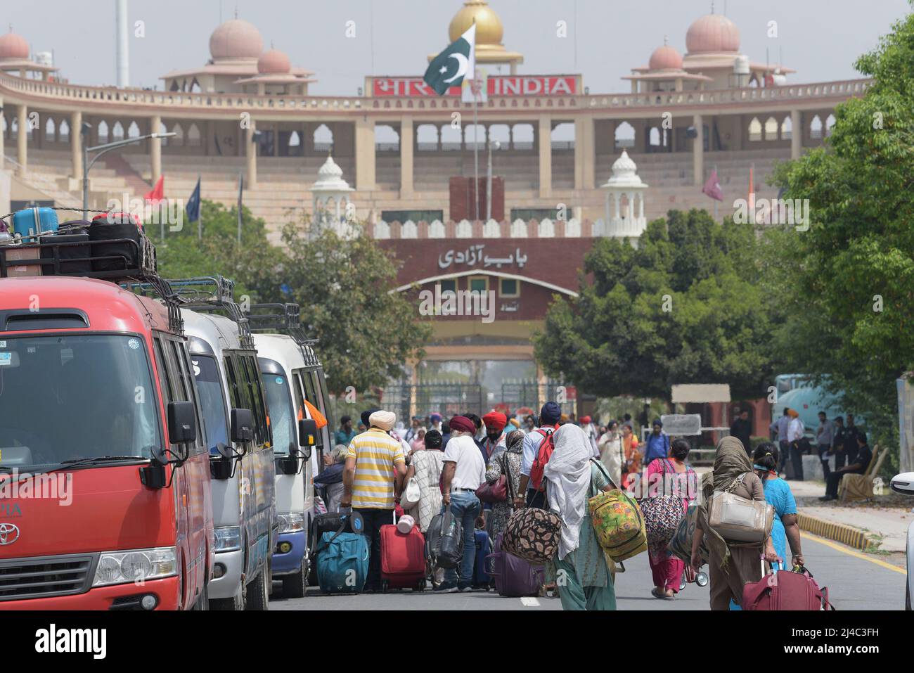 Lahore, Punjab, Pakistan. 12th Apr, 2022. A large number of Indian Sikh ...