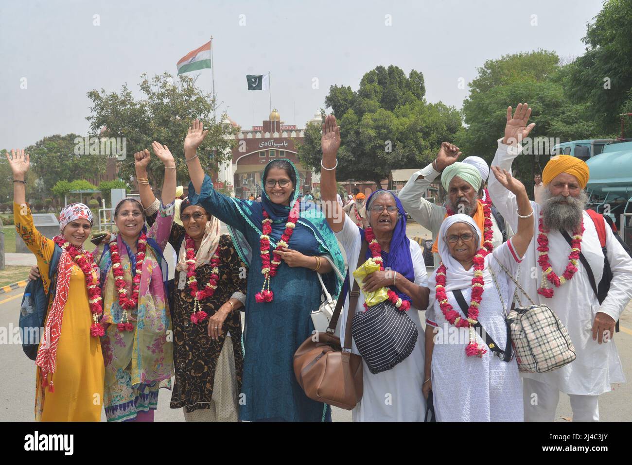 Lahore, Punjab, Pakistan. 12th Apr, 2022. A large number of Indian Sikh ...
