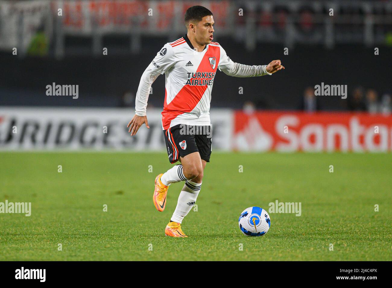 Buenos Aires, Argentina. 13th Apr, 2022. Juan Fernando Quintero of ...