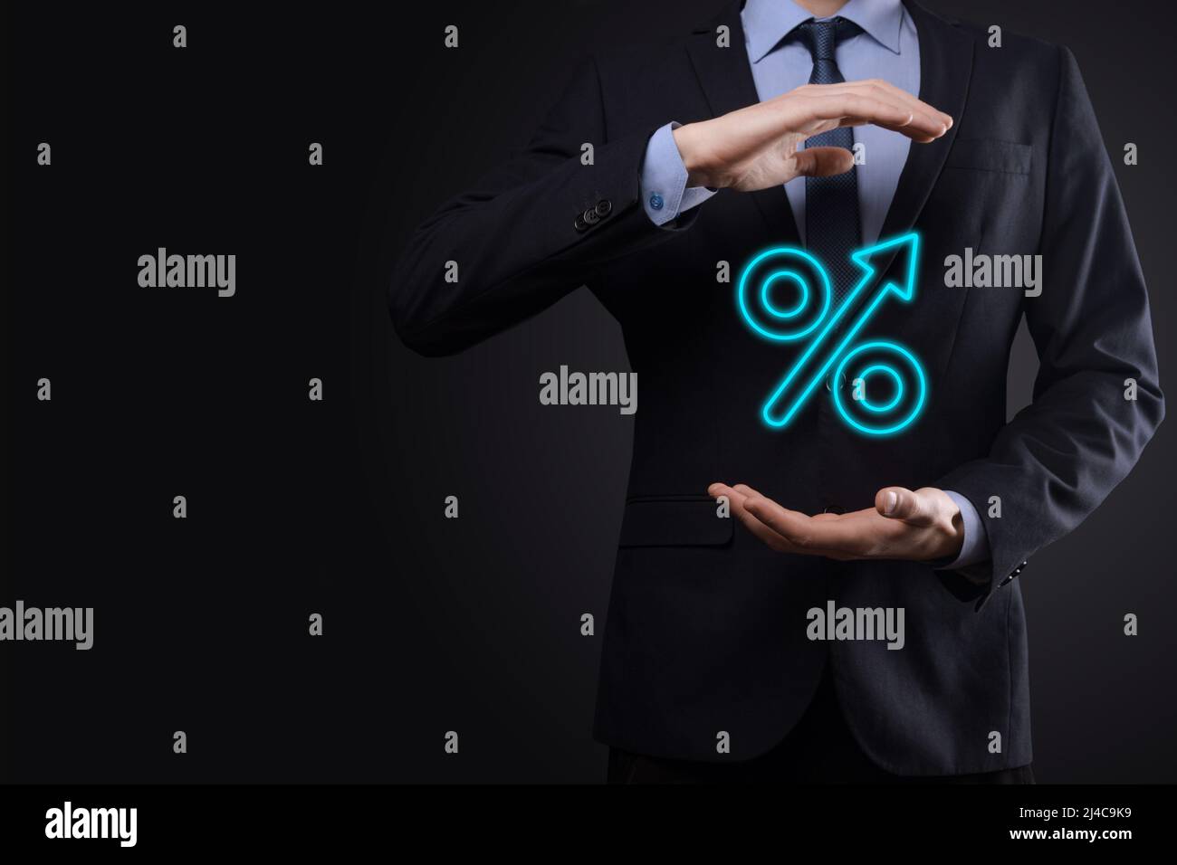 Increasing percentage icon.Profit high growth arrow and percent icon ...