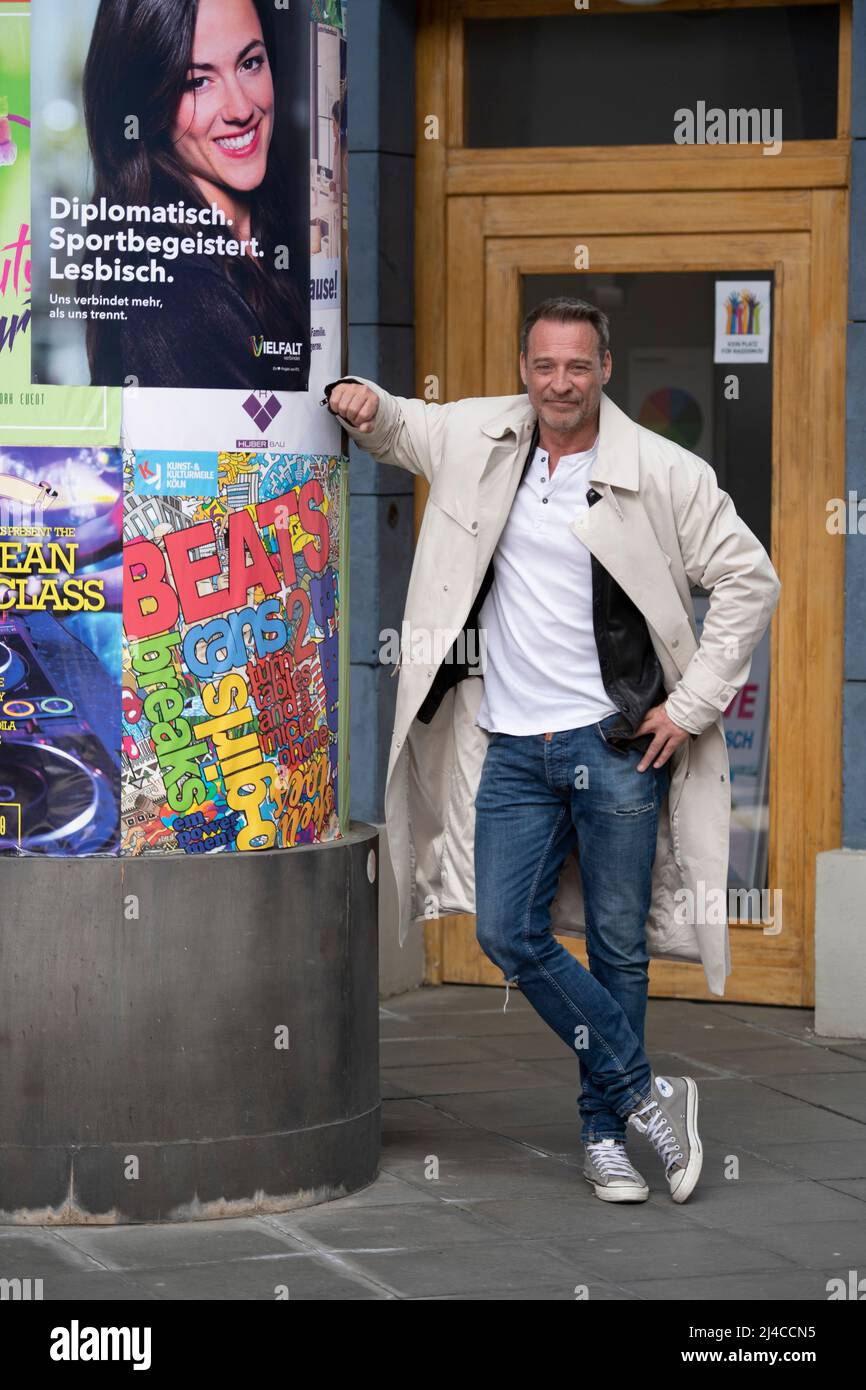 Cologne, Deutschland. 12th Apr, 2022. Actor Kai NOLL plays the role of ...