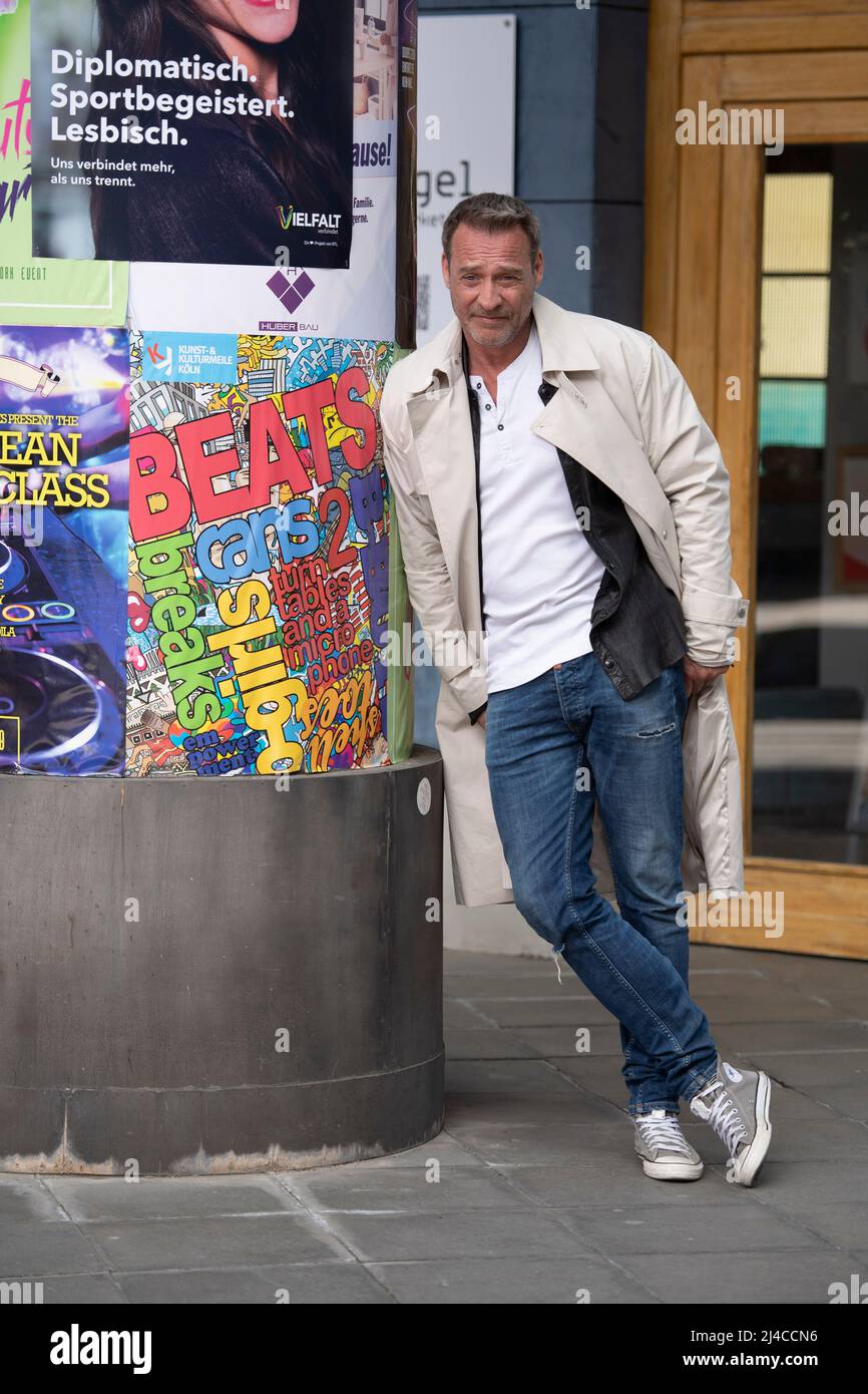 Cologne, Deutschland. 12th Apr, 2022. Actor Kai NOLL plays the role of ...