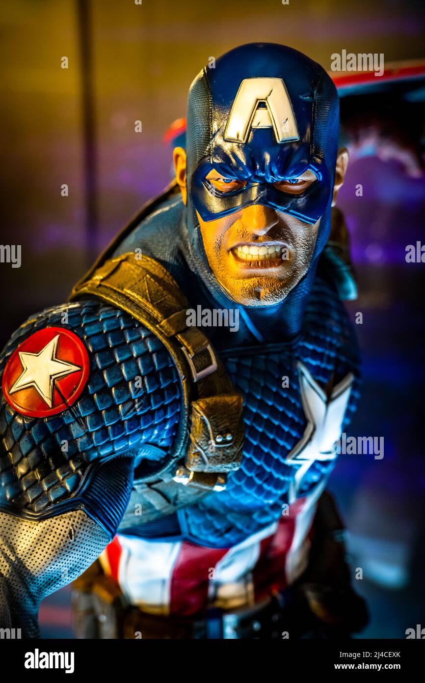 Marvel Heroes Unite - Captain America sculpture on display in ...