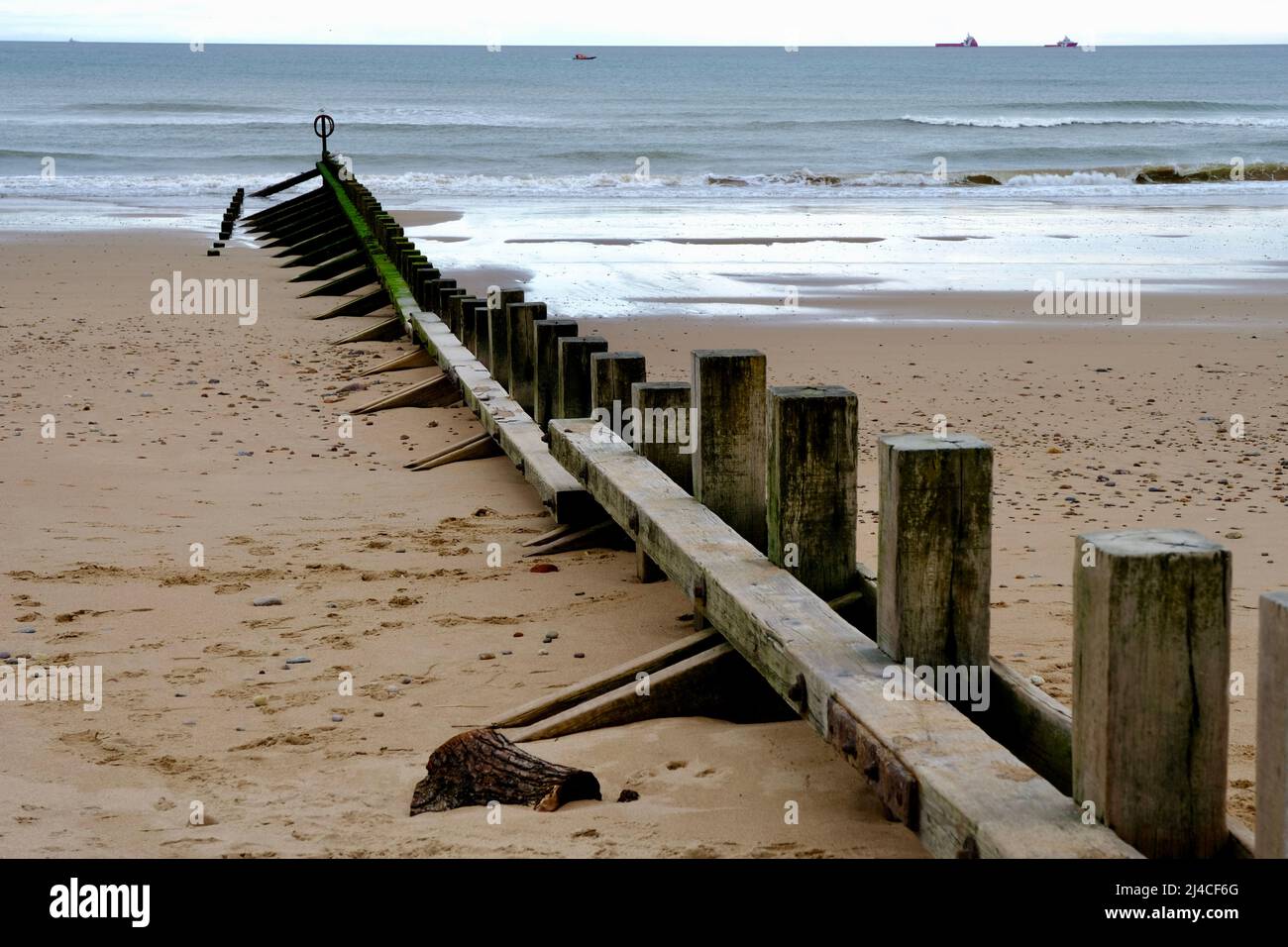 A cold winters day on the esplanade in Aberdeen Aberdeenshire Scotland ...