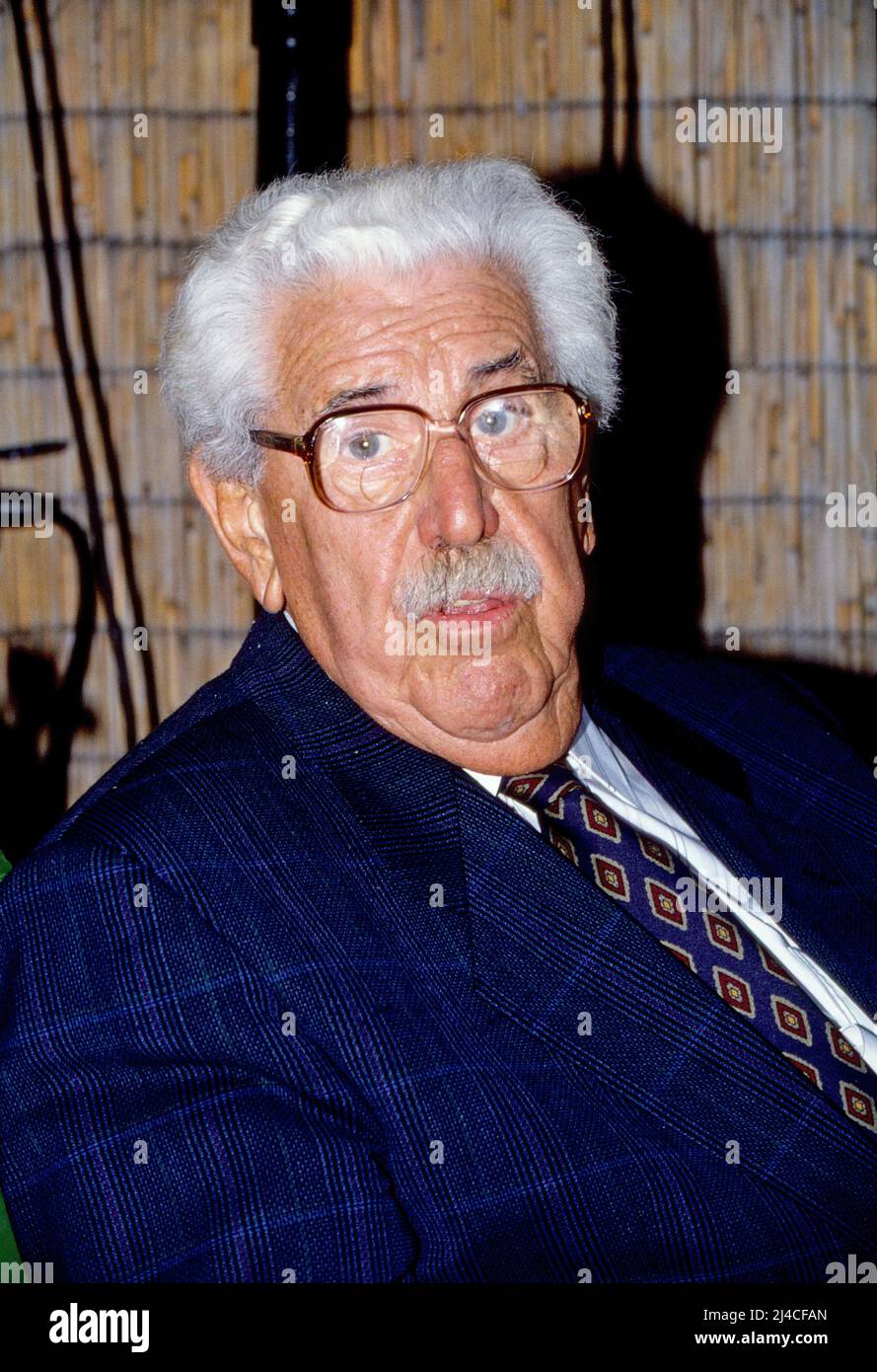 Willy Millowitsch, deutscher Schauspieler, Volksschauspieler, Regisseur ...