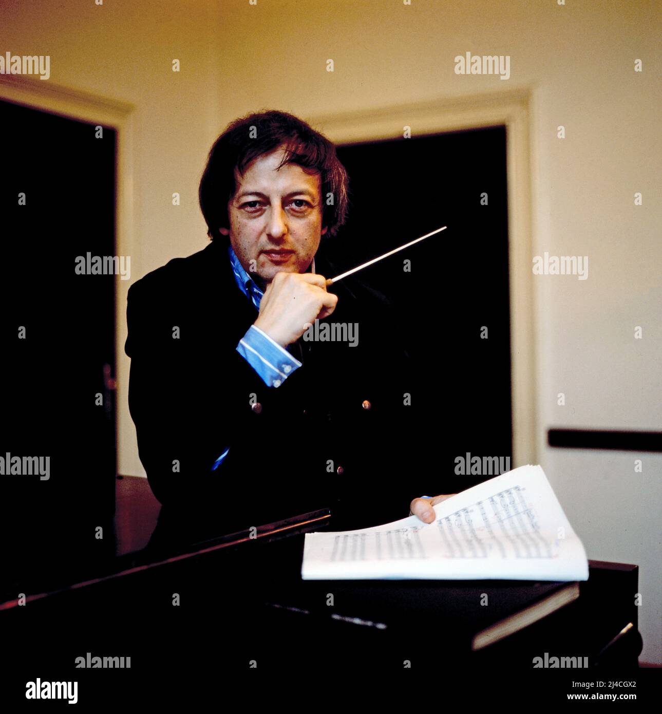 Notenblatt hi-res stock photography and images - Alamy