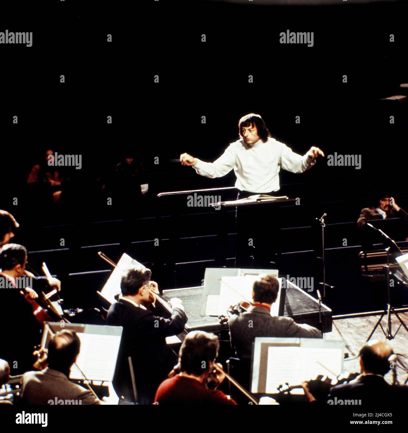 Conductor andre previn hi-res stock photography and images - Alamy