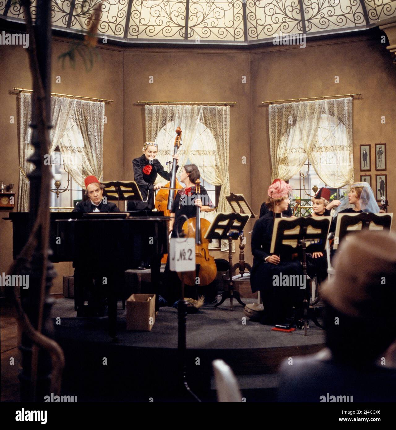 Das Orchester, TV-Aufzeichnung eines Konzertstücks von Jean Anouilh ...