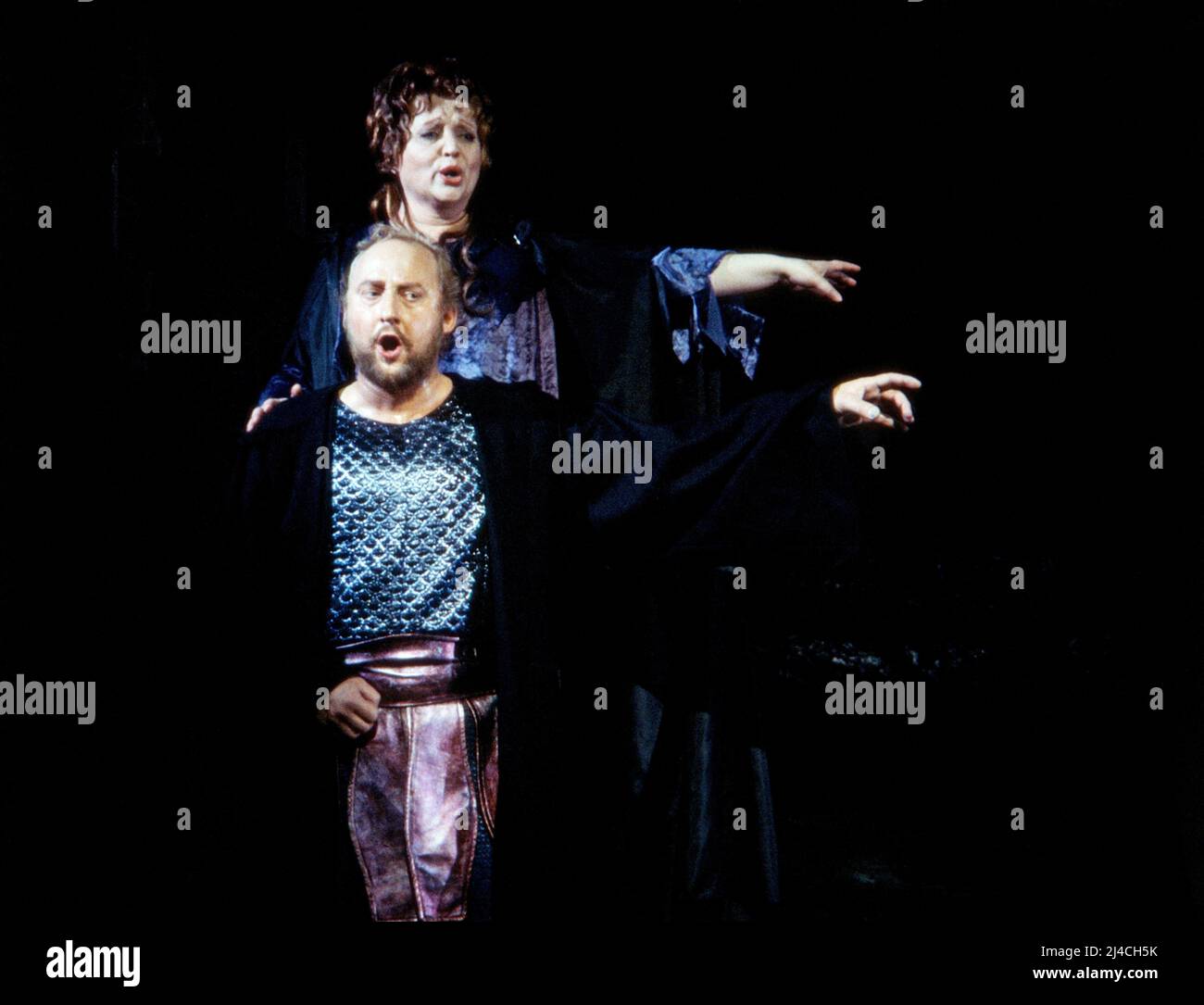 Mezzosopranistin hi-res stock photography and images - Alamy