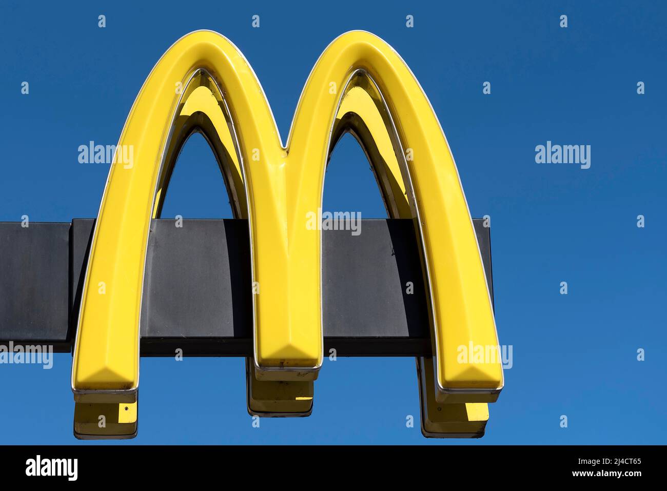 Mcdonald sign hi-res stock photography and images - Alamy
