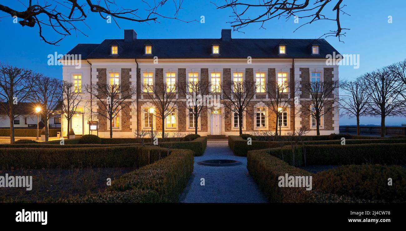 Restaurant Vendome in the evening, gourmet restaurant, Bensberg Castle ...