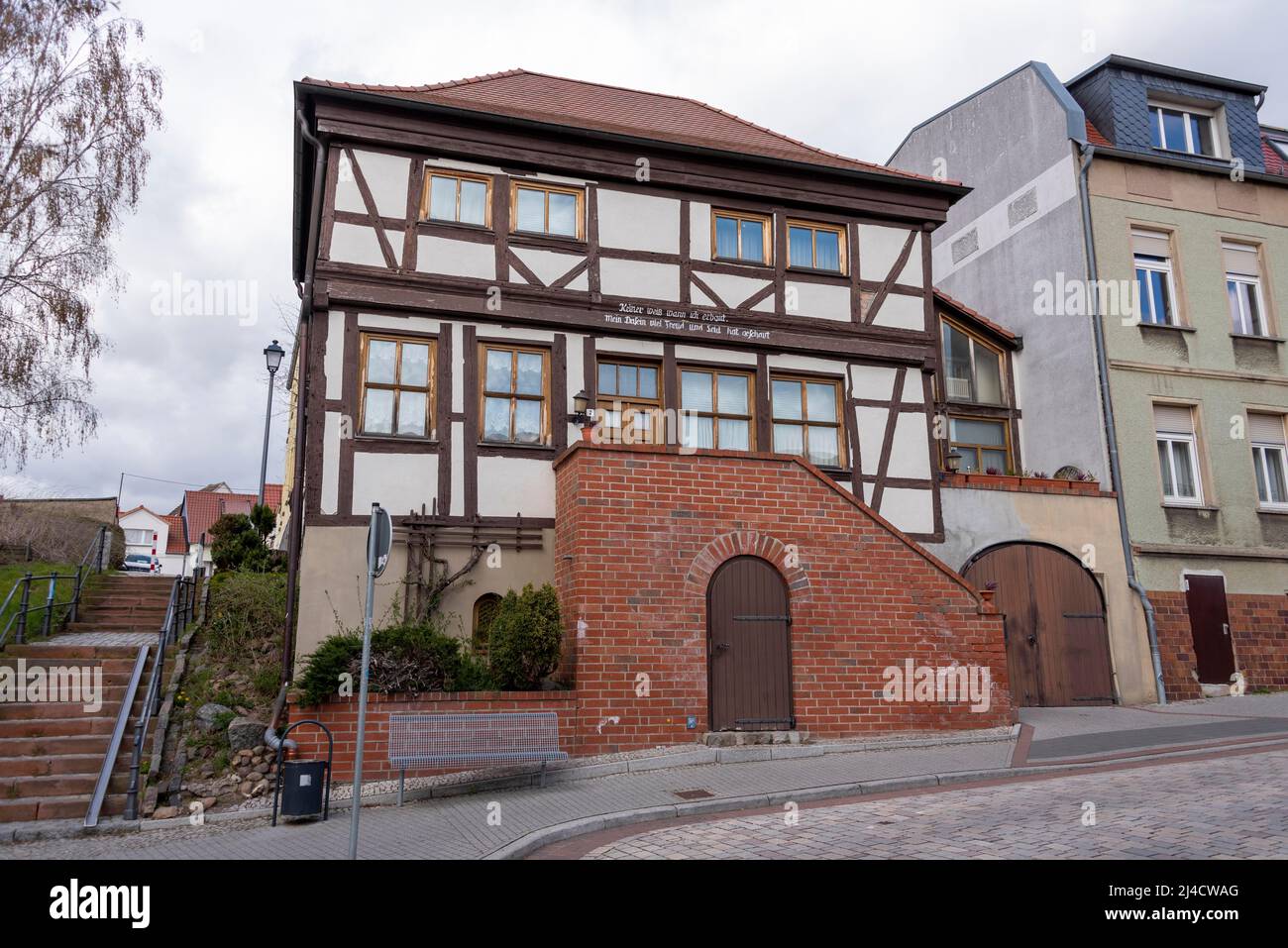 The leaning house hi-res stock photography and images - Alamy