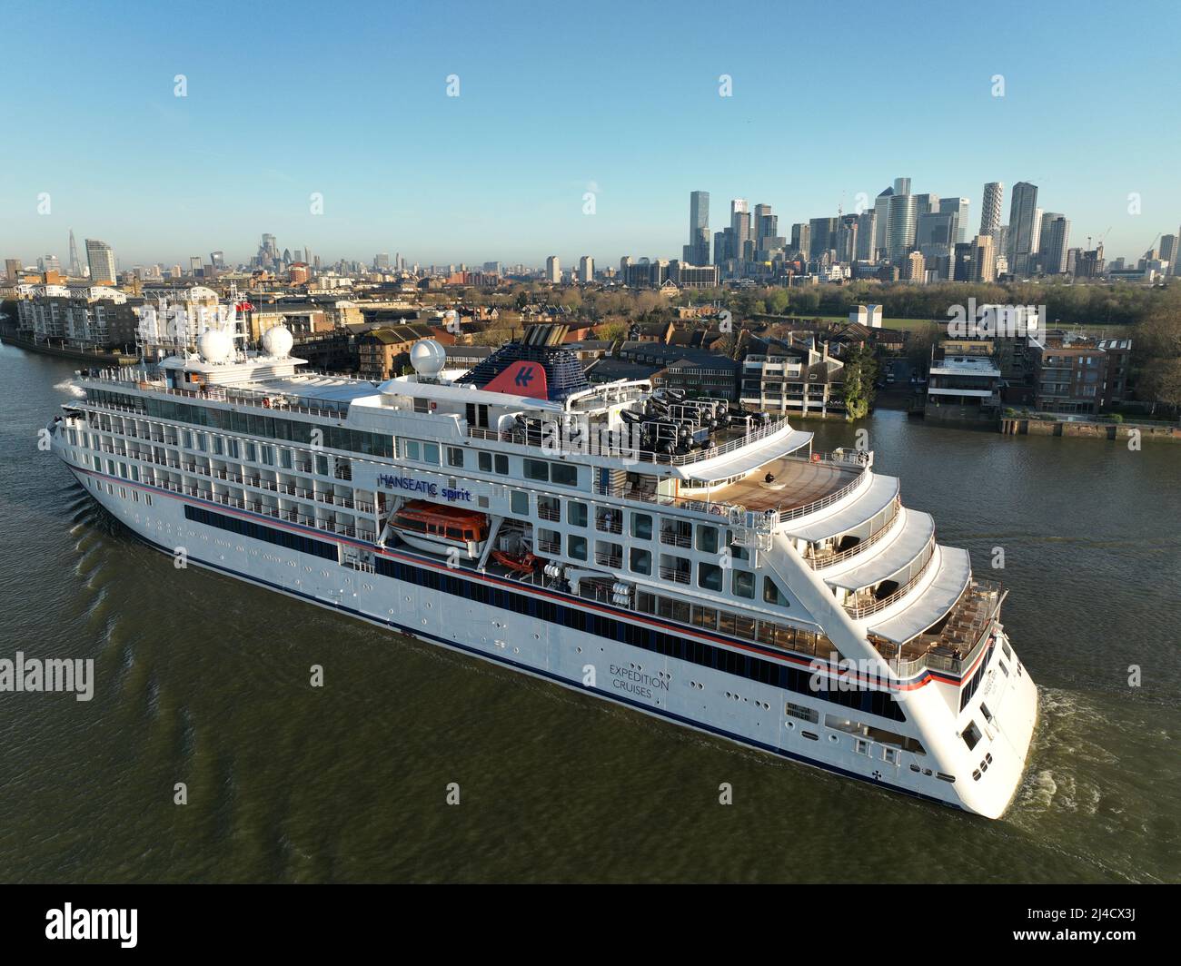 Is There A Cruise Ship That Allows Dogs