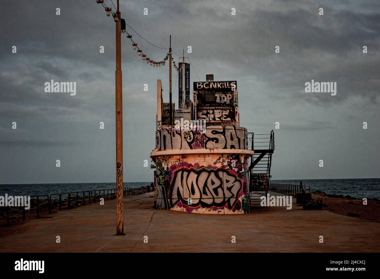 Closed and bricked up Boo Beach Club restaurant in La Mar Bella beach ...