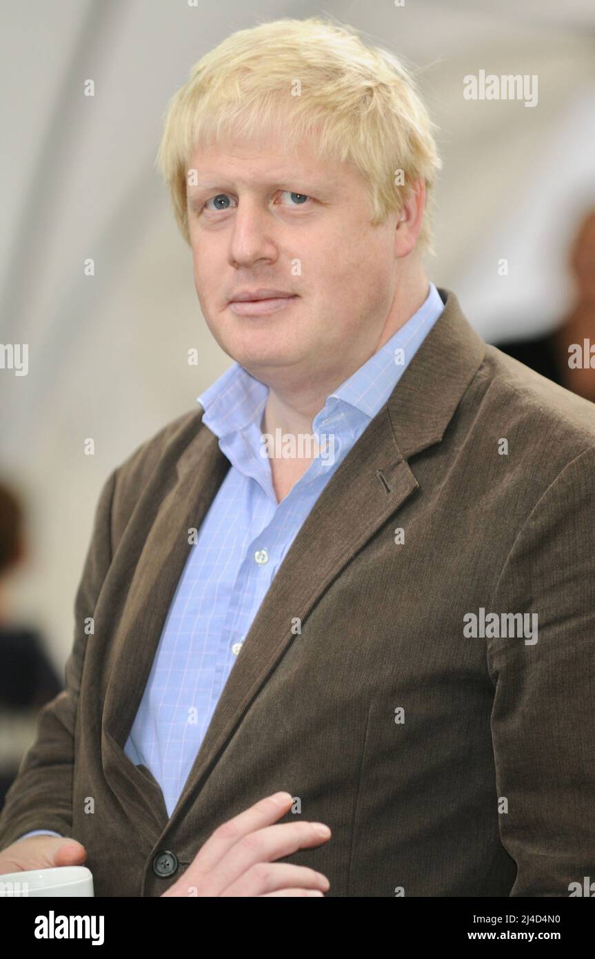 Conservative clothes hi-res stock photography and images - Alamy