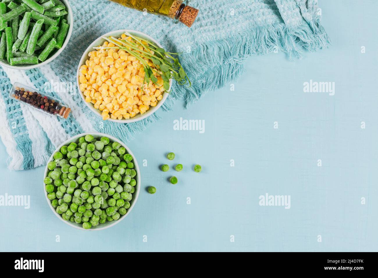 Green peas, sweet corn, cut green beans in bowl Stock Photo - Alamy