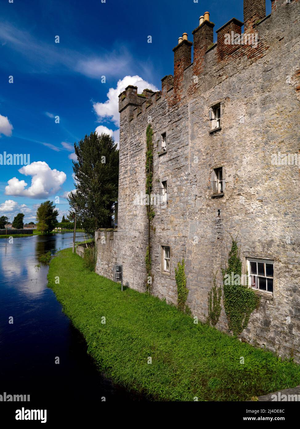 Earls of desmond hi-res stock photography and images - Alamy