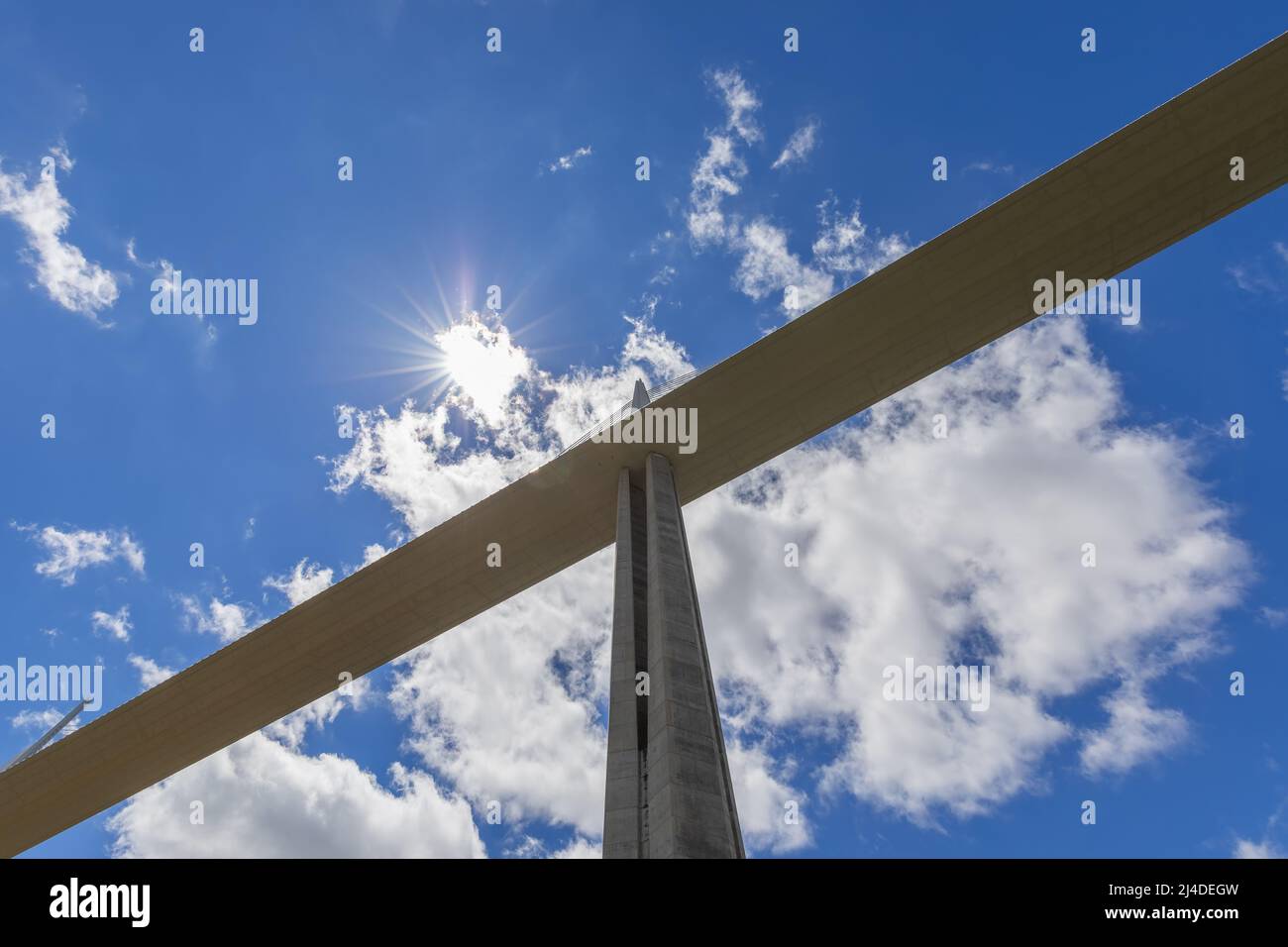Reinforced concrete deck hi-res stock photography and images - Alamy