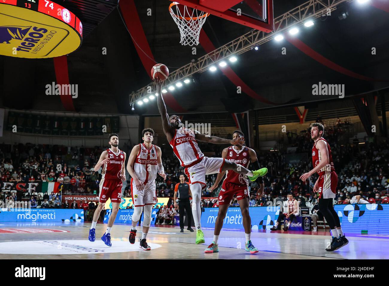 Basketball player 2021 2022 hi-res stock photography and images - Alamy