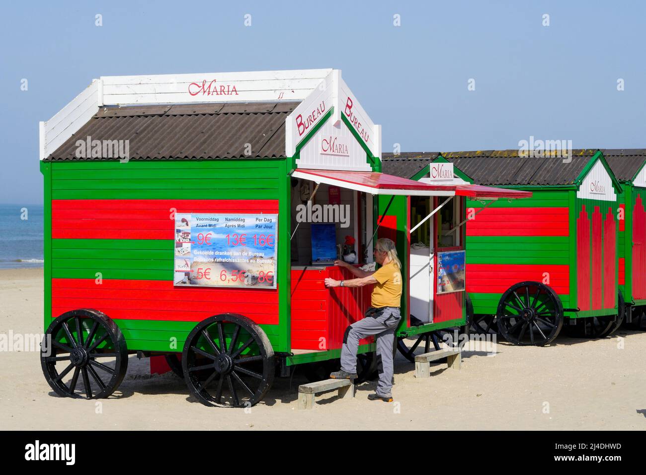 Beach huts, De Panne - La Panne, Belgium Stock Photo - Alamy