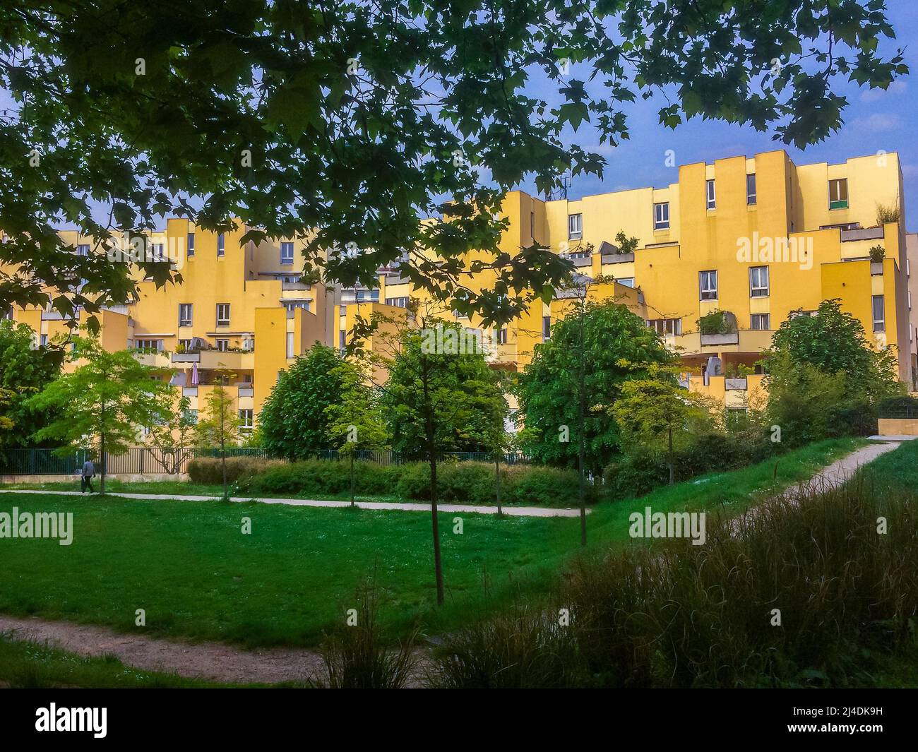 Hlm apartments complex hi-res stock photography and images - Alamy