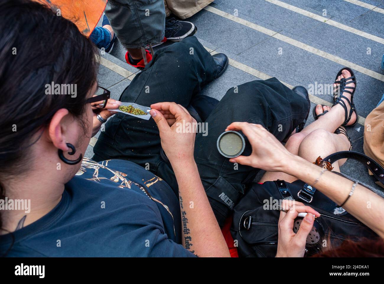 Teen teens teenager teenagers weed hi-res stock photography and images ...