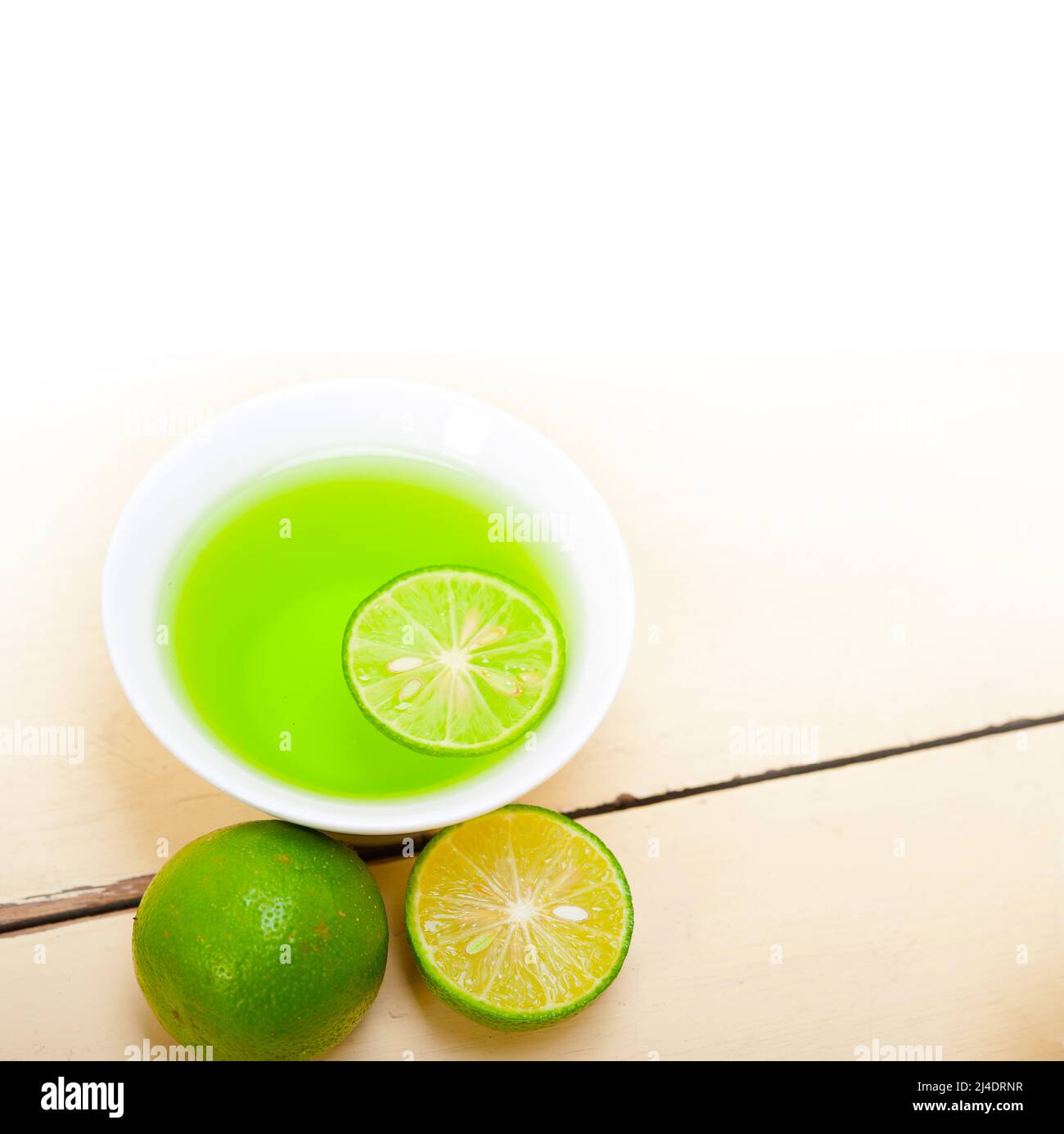 fresh and healthy green lime lemonade macro closeup Stock Photo - Alamy