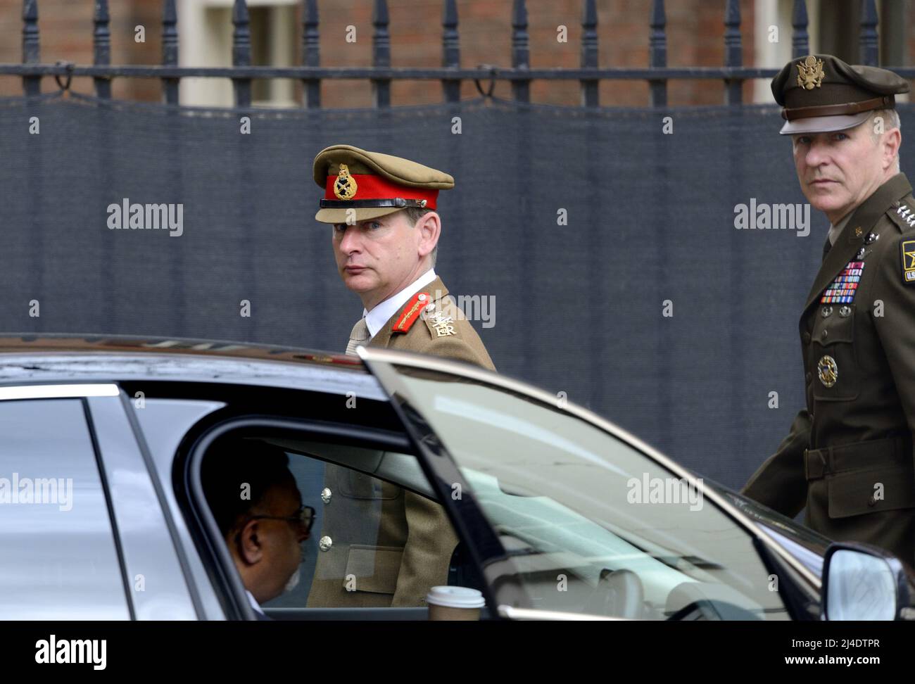 US General James C McConville (Chief of Staff of the US Army) and ...