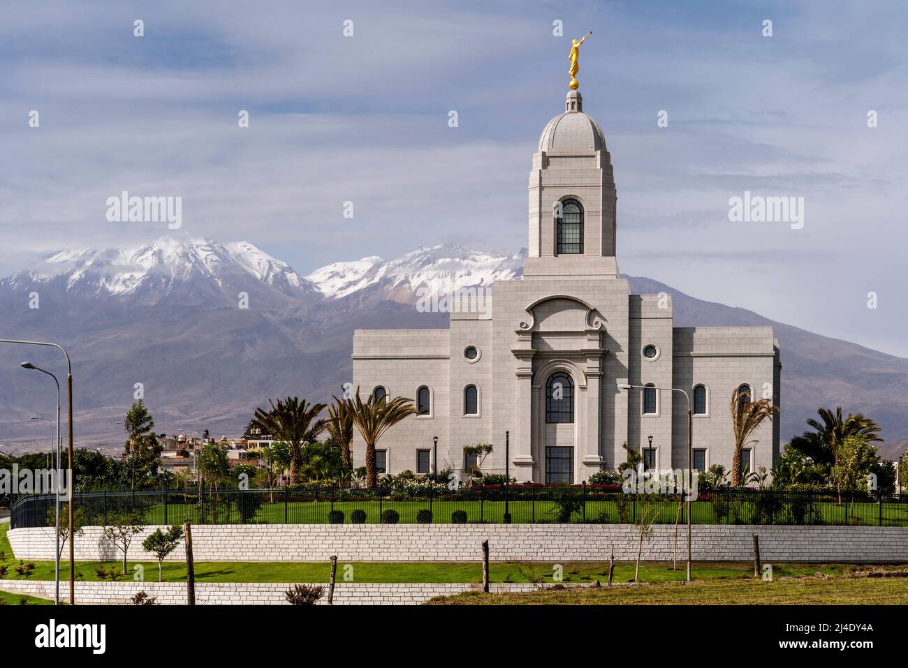 Peru temple hi-res stock photography and images - Alamy