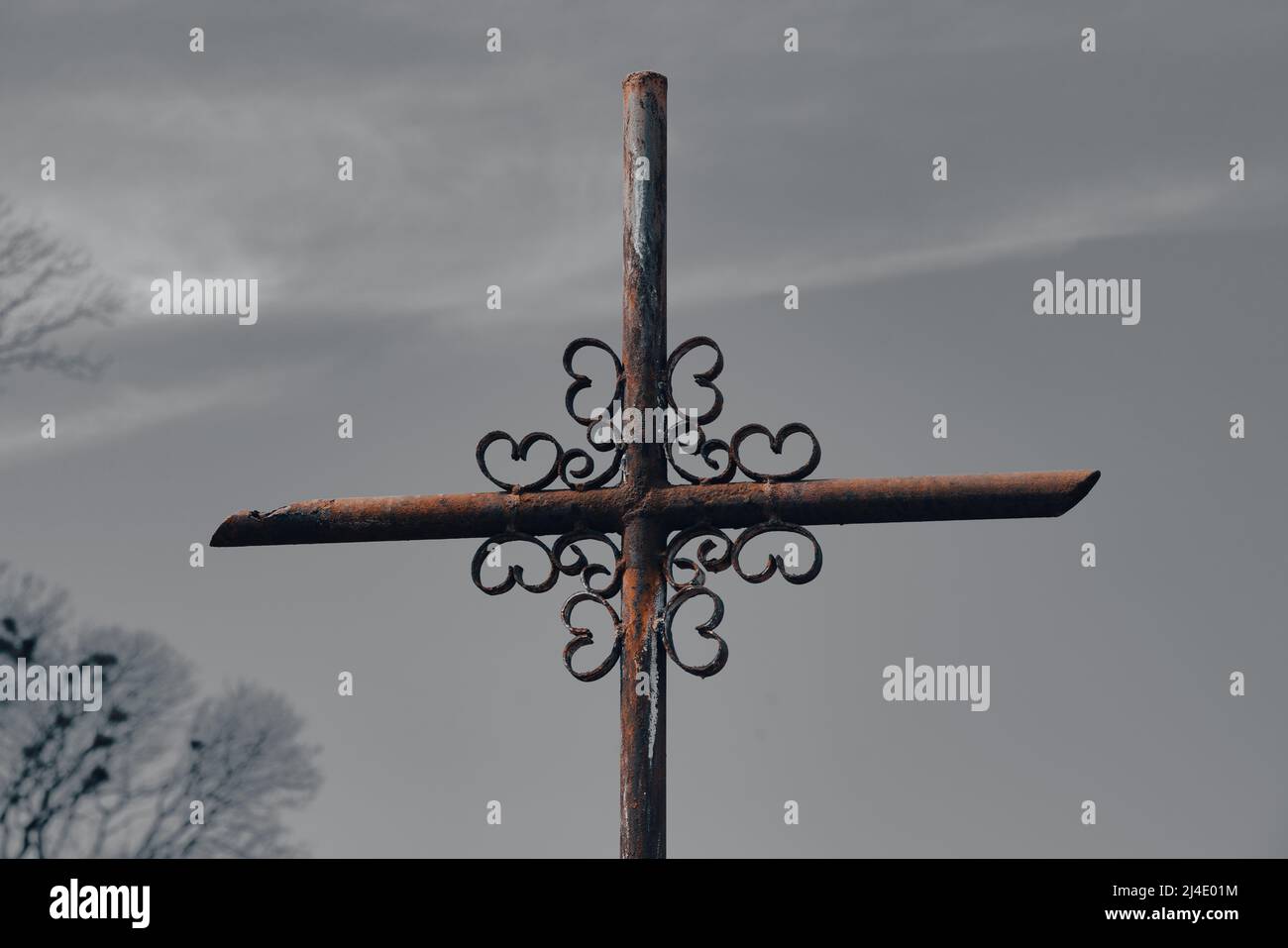 Mystical graveyard hi-res stock photography and images - Alamy