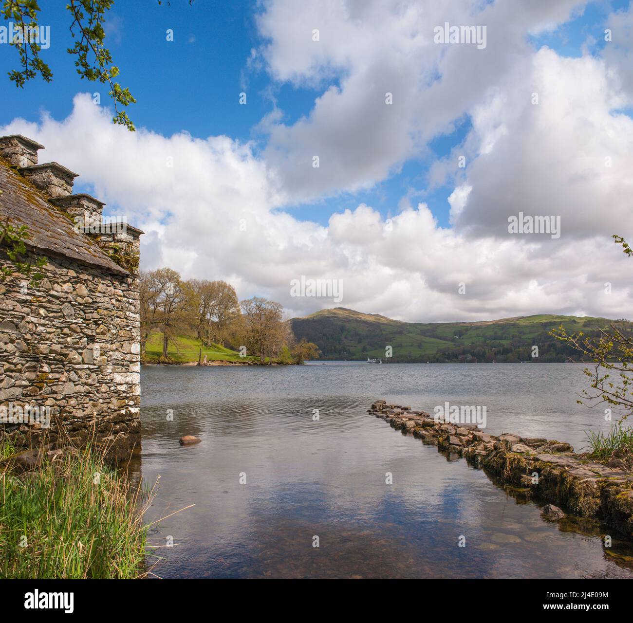 Boathouse and High Wray Bay Windermere Stock Photo - Alamy