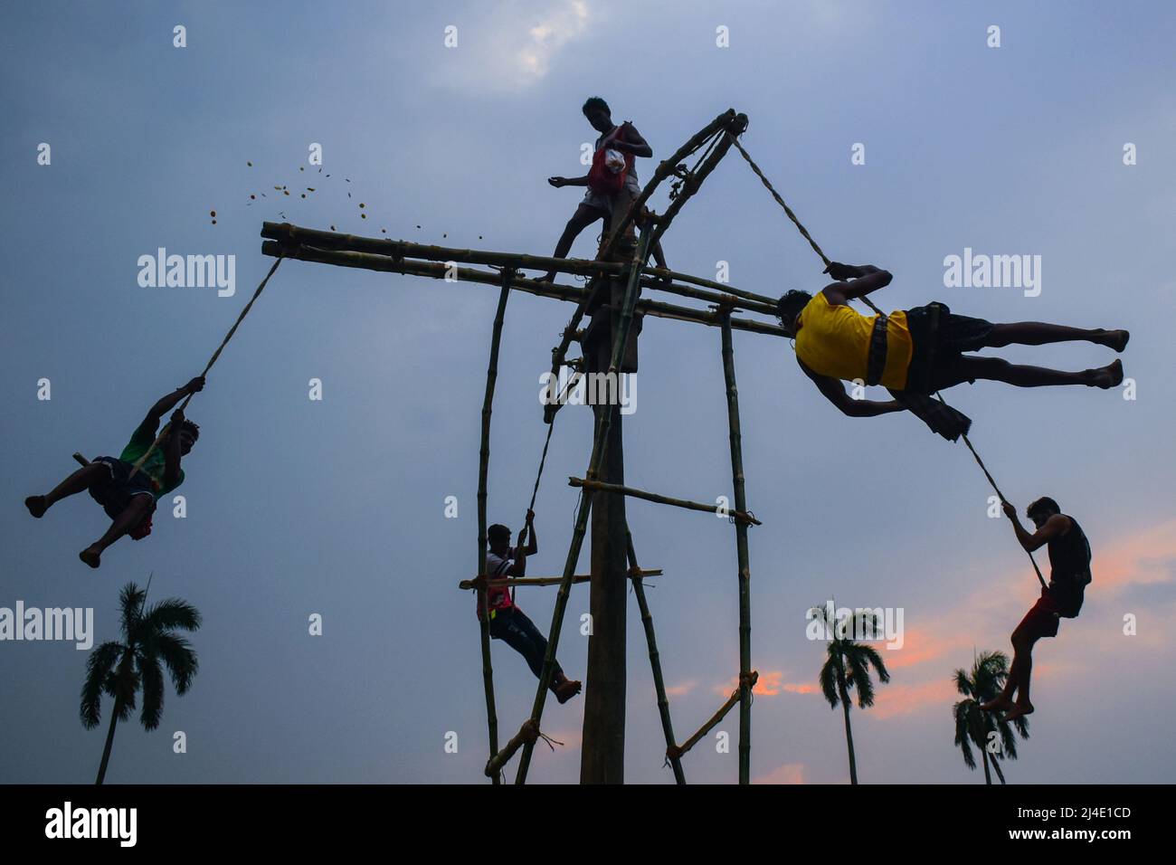Kolkata, West Bengal, India. 14th Apr, 2022. Hindu devotees hang on ...