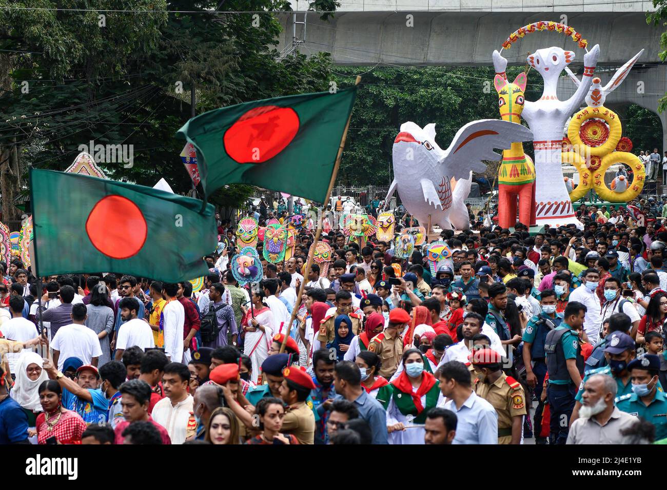Dhaka, Bangladesh. 14th Apr, 2022. Bangladeshi people take part during ...
