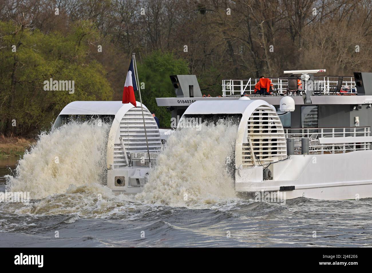 Paddle wheels hi-res stock photography and images - Alamy