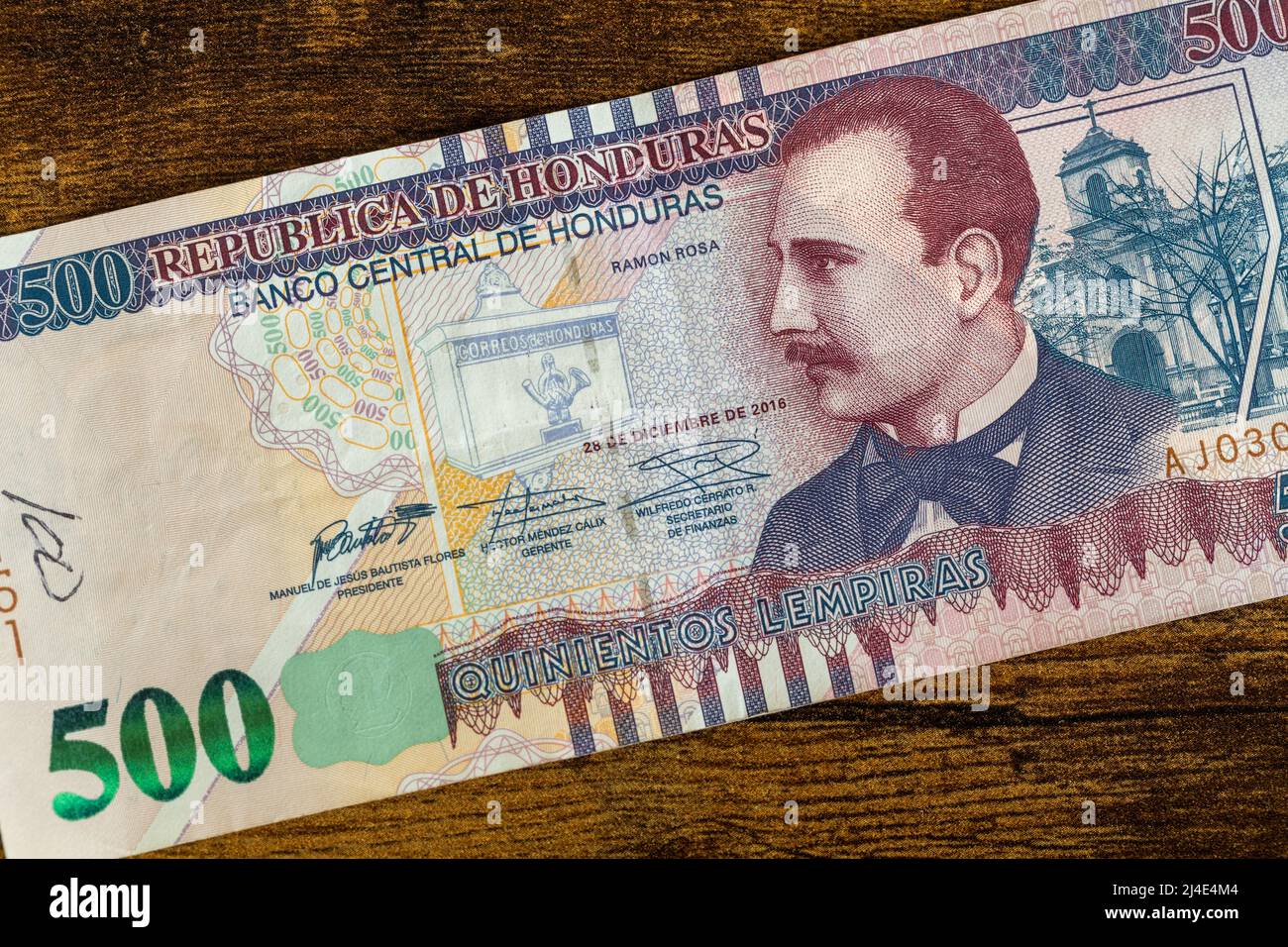 Honduran currency, 500 Lempira banknote. The highest par value in the ...
