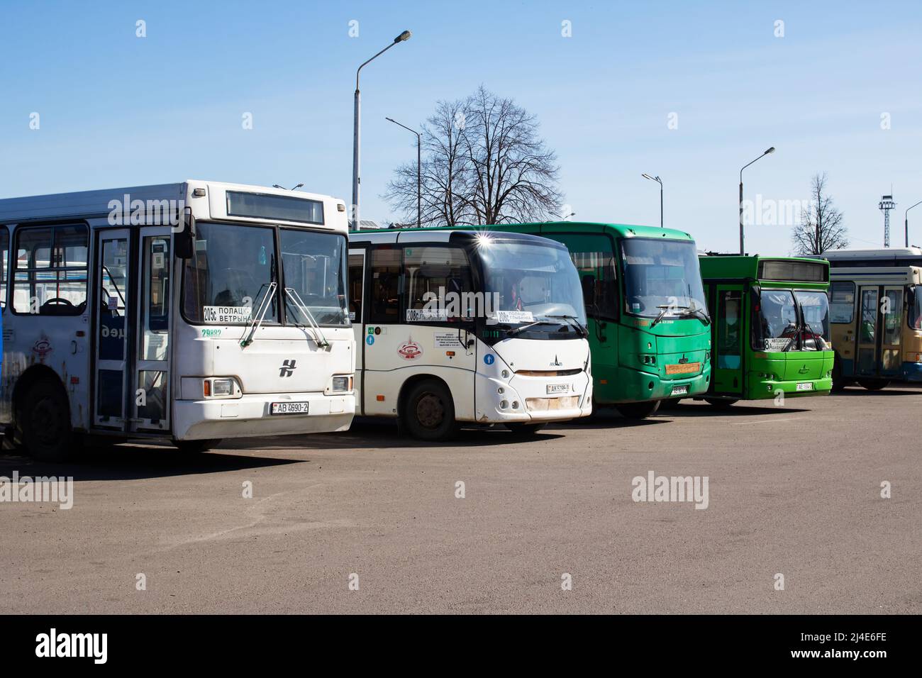 Belarus, Polotsk - 10 april, 2022: Lots of buses at the station close ...
