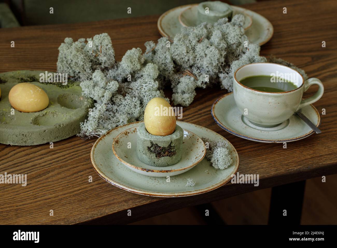 Cement tray hi-res stock photography and images - Alamy